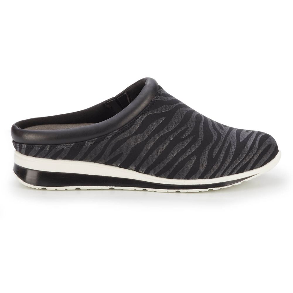 Orthopedic Clogs & Mules For Women | Flow Feet