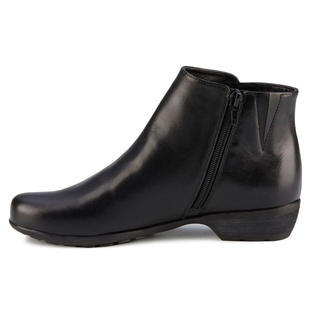 Orthopedic Boots For Women - Diabetic Boots For Women | Flow Feet