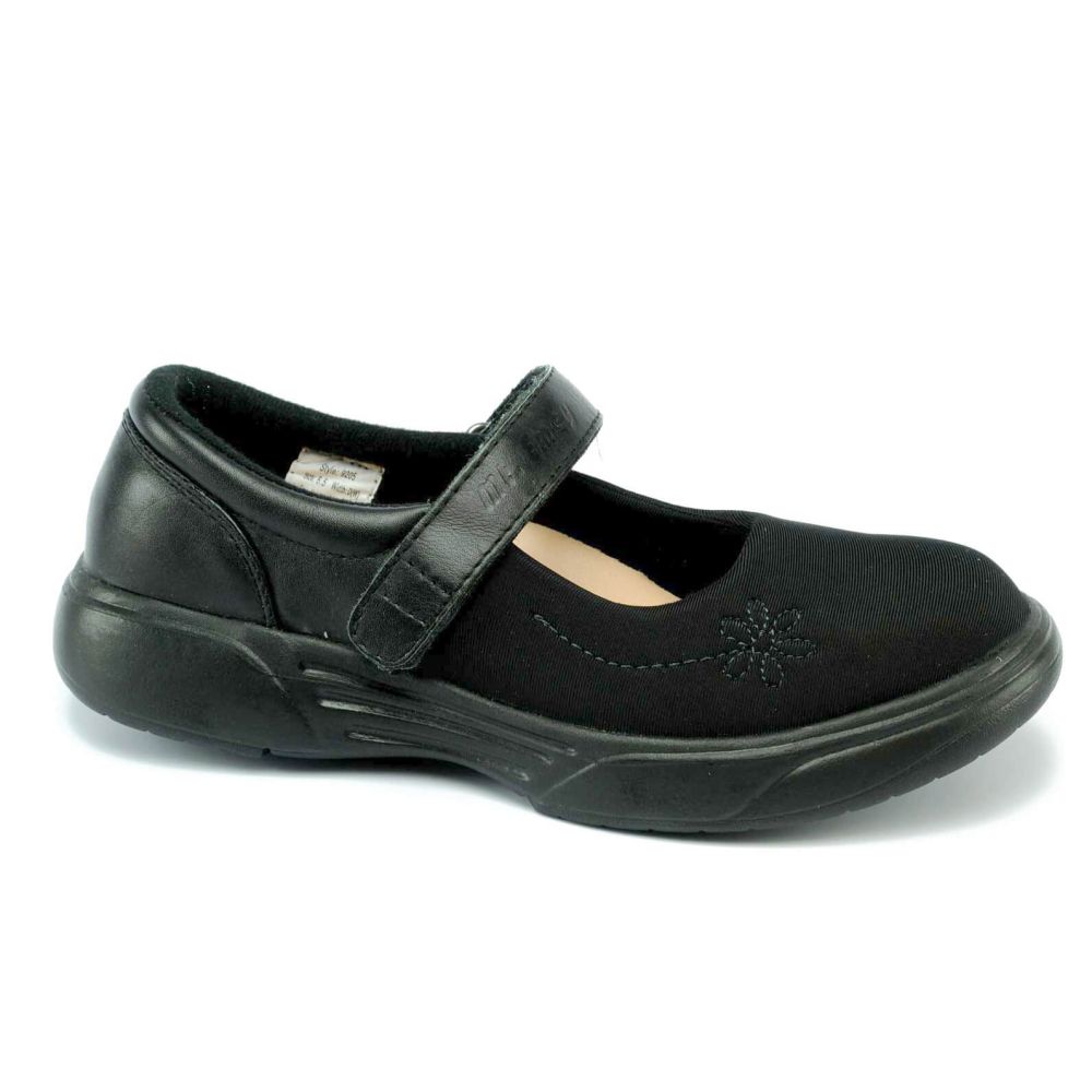 Stretchable Women's Shoes For Swelling, Hammertoes, & Bunions