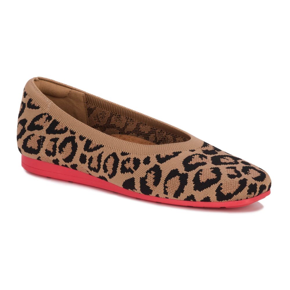 Women's Narrow & Slim Width Shoes For Narrow Feet | Flow Feet