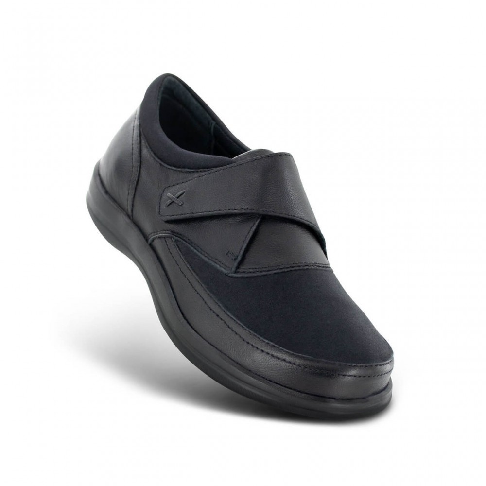 Apex Footwear Shoes - Orthopedic & Diabetic Shoes | Flow Feet